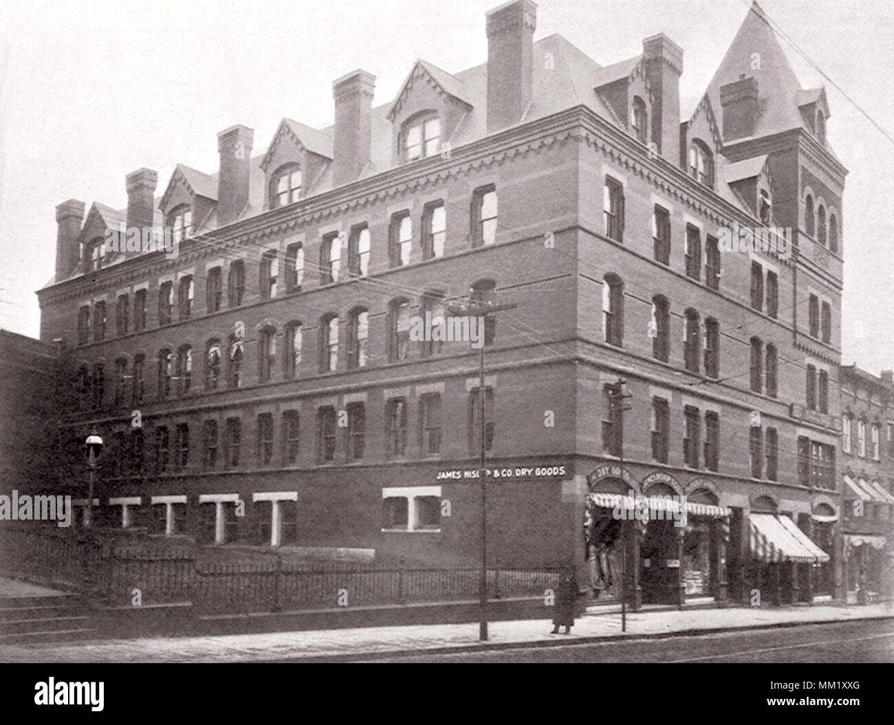 Harris Building. New London. 1901 Stock Photo - Alamy