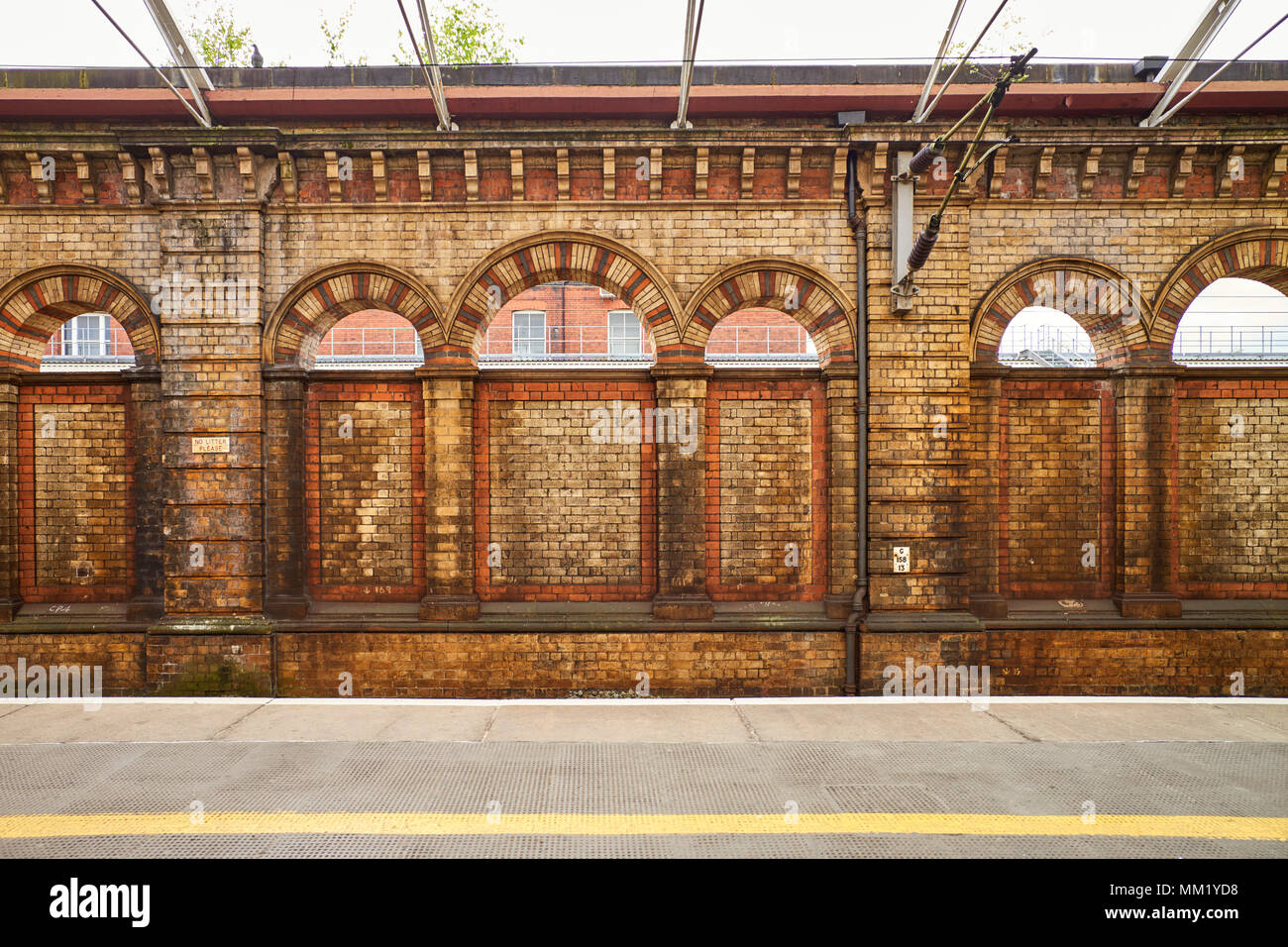 Railway station victorian brickwork hi-res stock photography and images ...