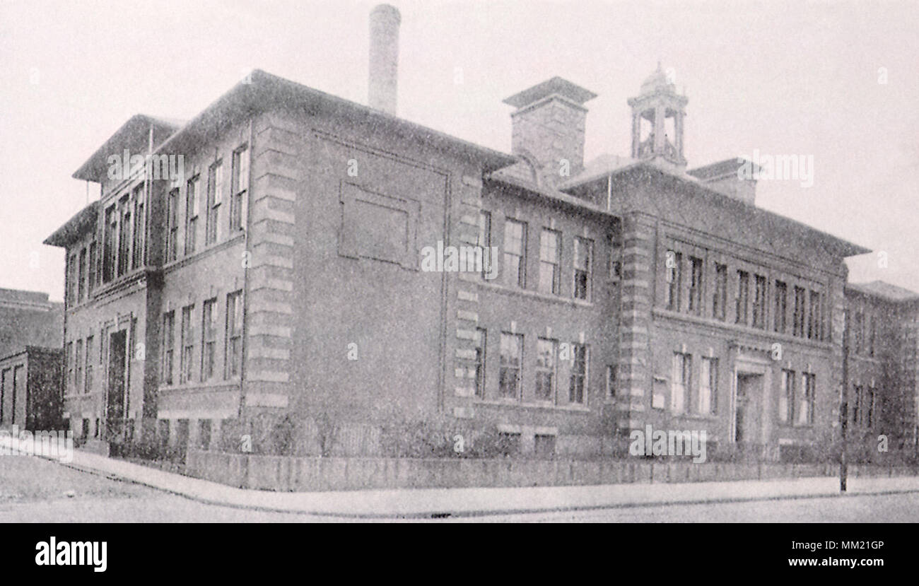 Number Nine School. Rochester. 1910 Stock Photo - Alamy