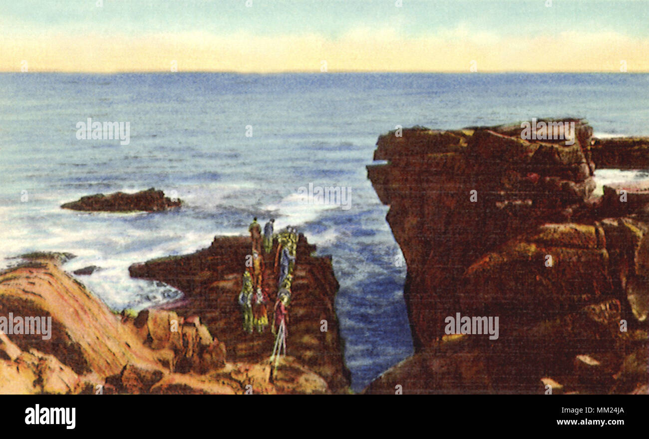 Thunder Hole at Acadia National Park.Bar Harbor. 1938 Stock Photo - Alamy