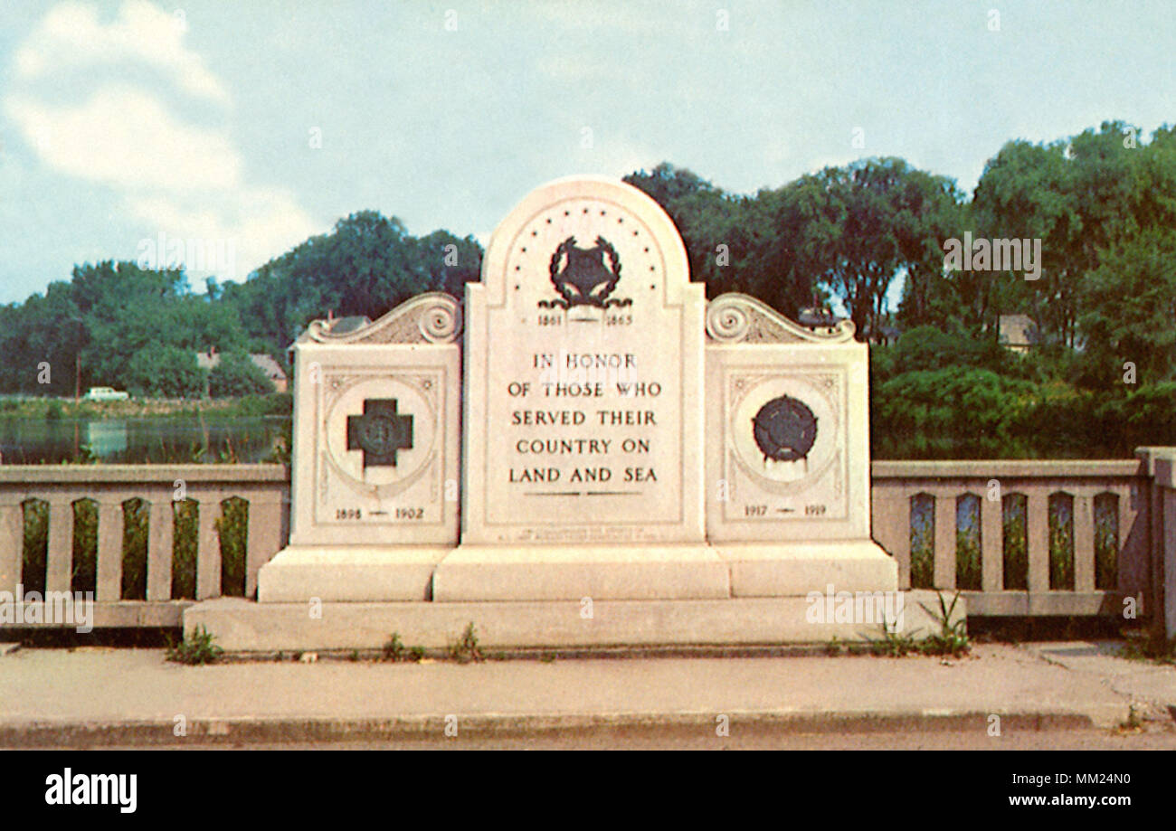 War Memorial. Newport. 1965 Stock Photo - Alamy