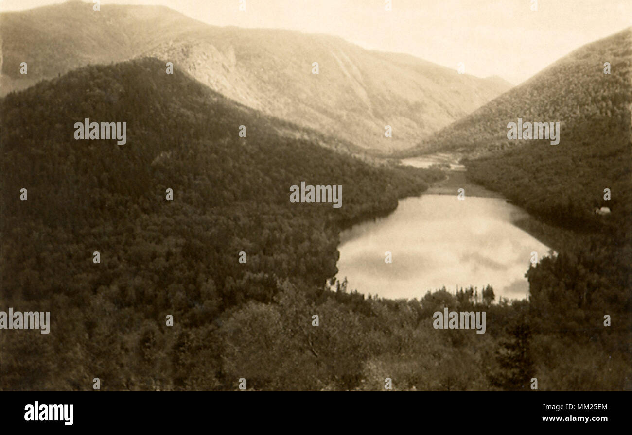 Notch lake hi-res stock photography and images - Alamy