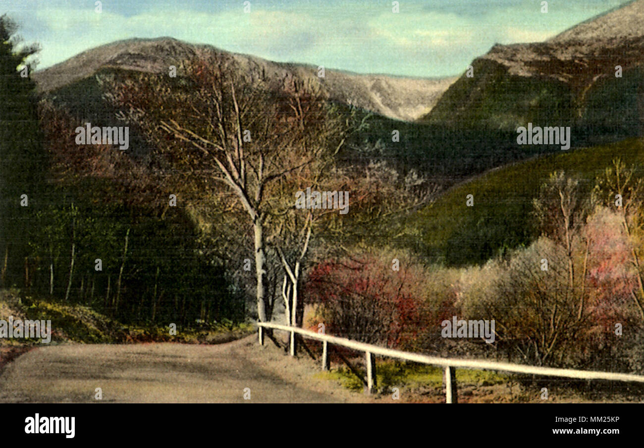 View of Tuckerman's Ravine. Mount Washington. 1946 Stock Photo - Alamy