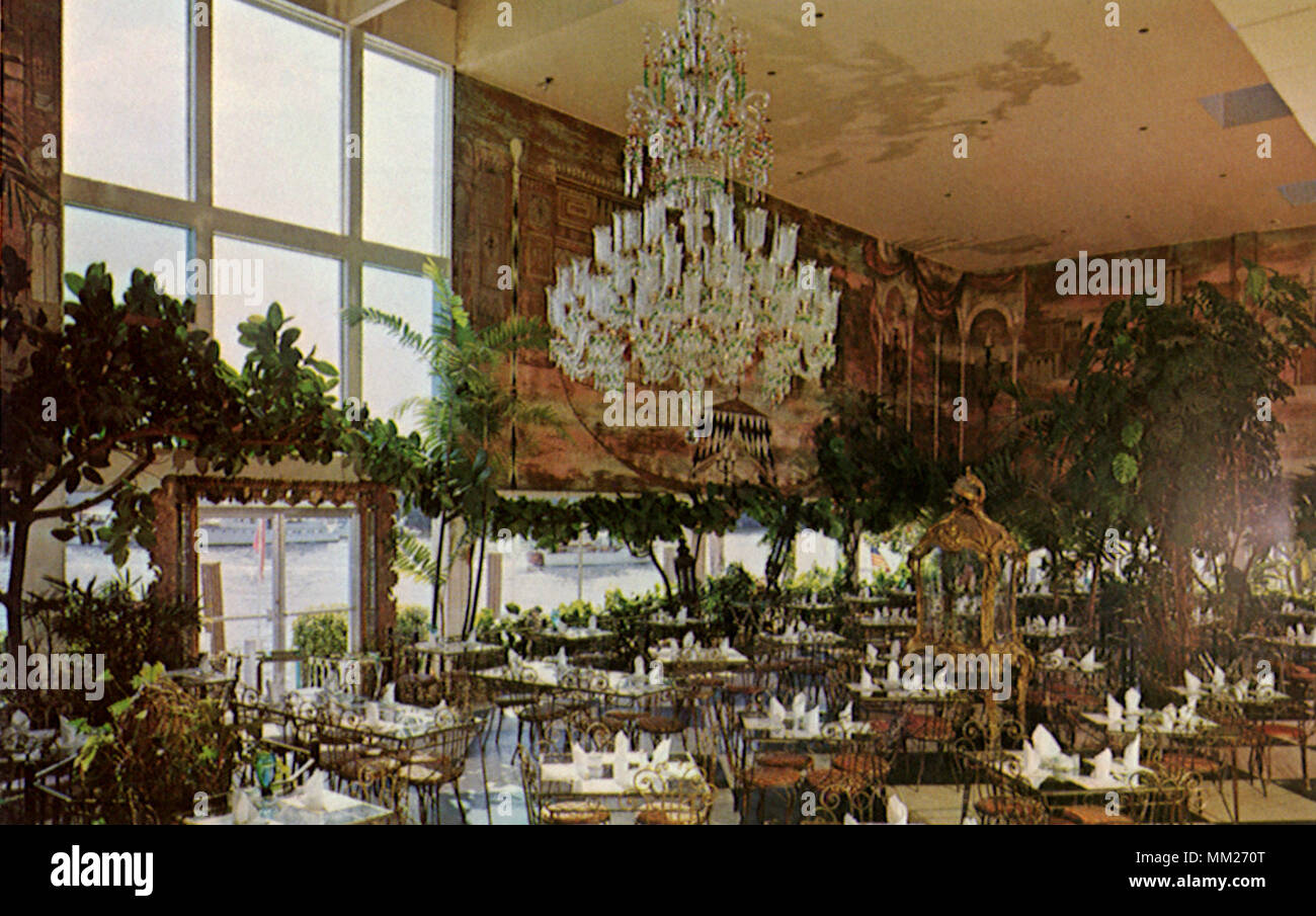 Creighton's Restaurant. Fort Lauderdale. 1968 Stock Photo - Alamy