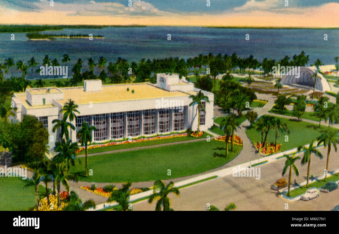 Miami Memorial Library. Miami. 1953 Stock Photo - Alamy