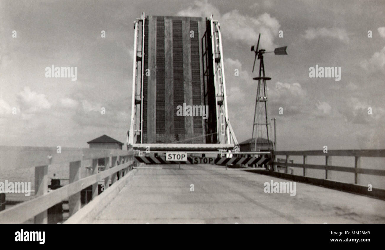 Causeway Drawbridge. Port Lavaca.1905 Stock Photo - Alamy