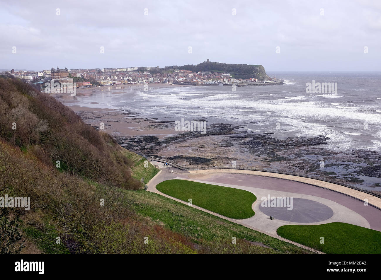 Scarborough, Yorkshire, UK. April 30, 2018. Scarborough South bay with ...