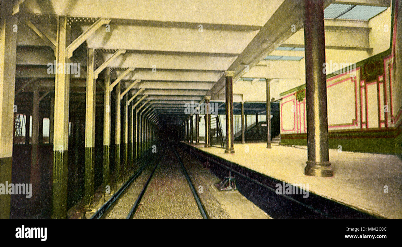 Subway Station. New York City. 1930 Stock Photo - Alamy
