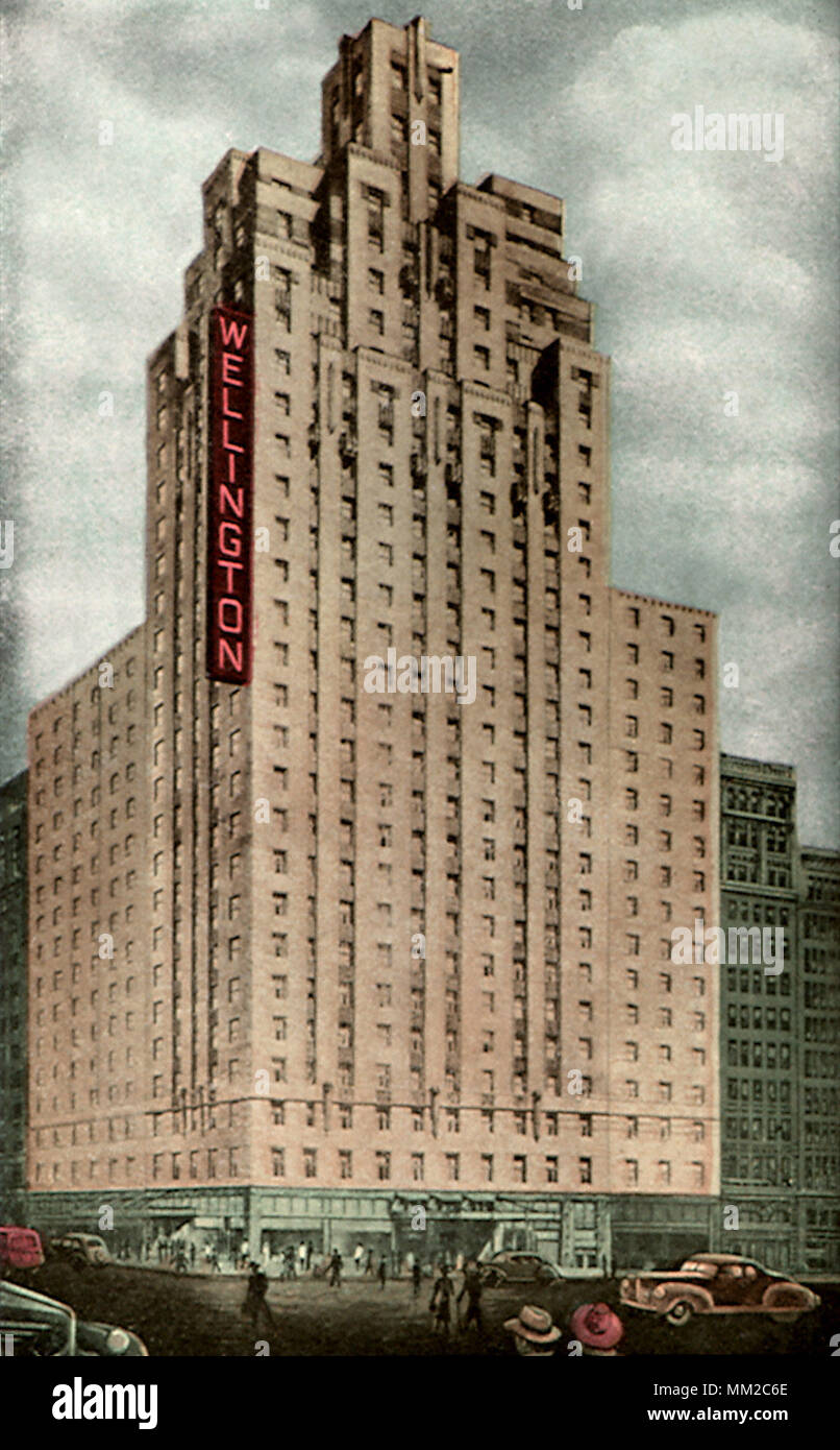 Hotel Wellington. New York City. 1930 Stock Photo - Alamy