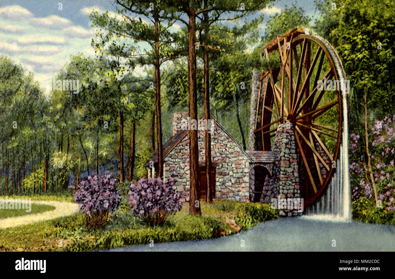 Berry schools old mill hi-res stock photography and images - Alamy