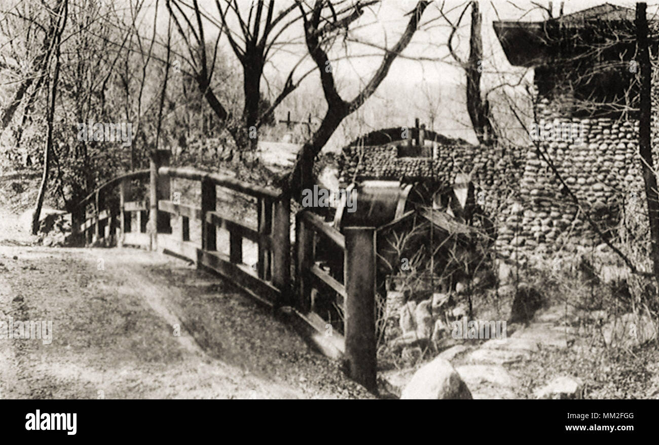 New mill bridge hi-res stock photography and images - Alamy