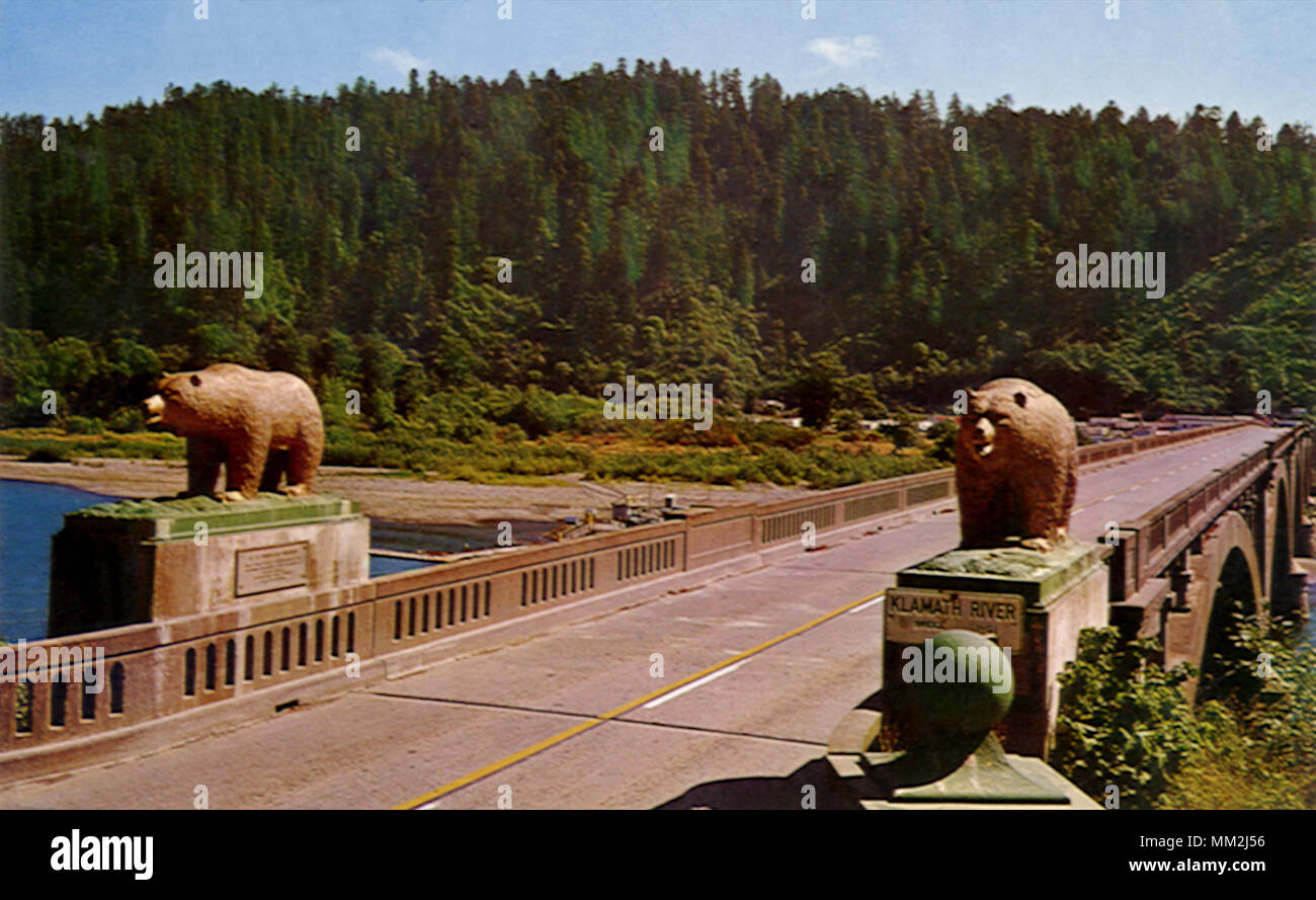 Klamath river bridge hi-res stock photography and images - Alamy