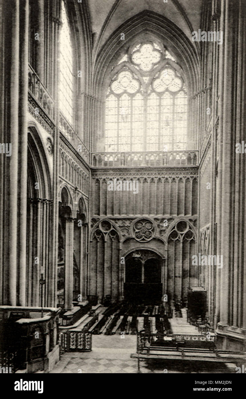 Transept Architecture
