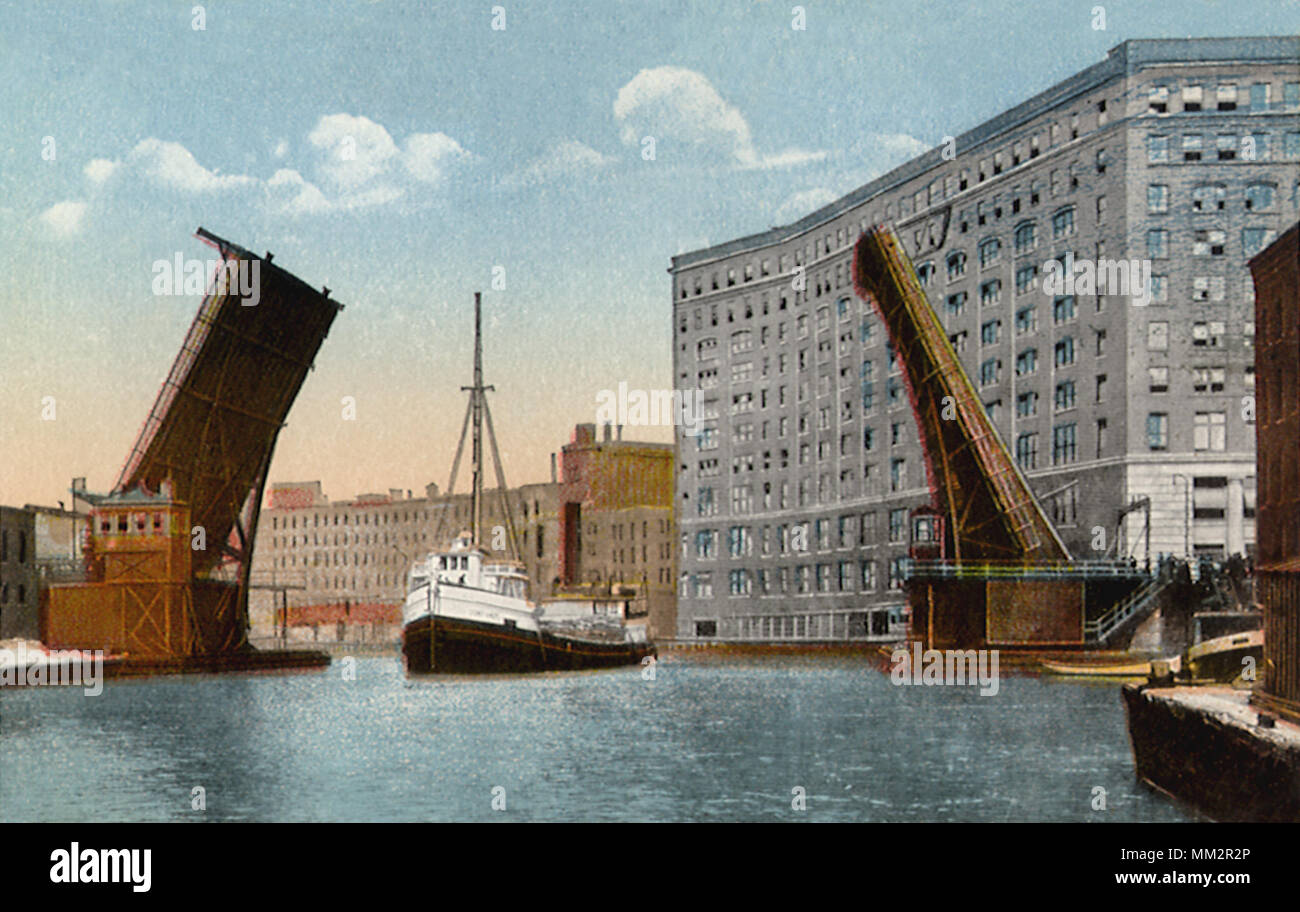 State street bridge chicago hi-res stock photography and images - Alamy