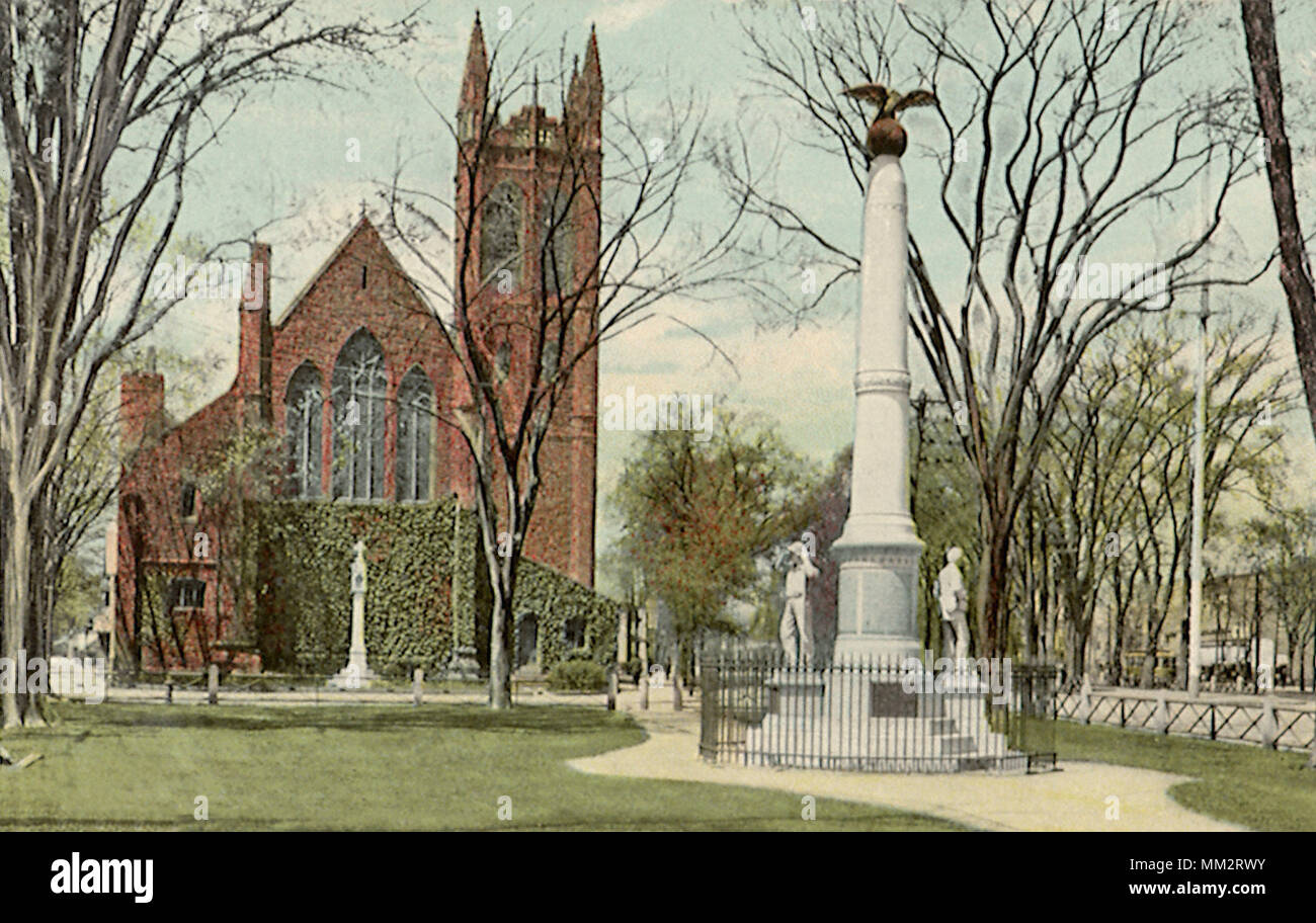 Soldiers' Monument & Christ Church. New Haven. 1914 Stock Photo - Alamy