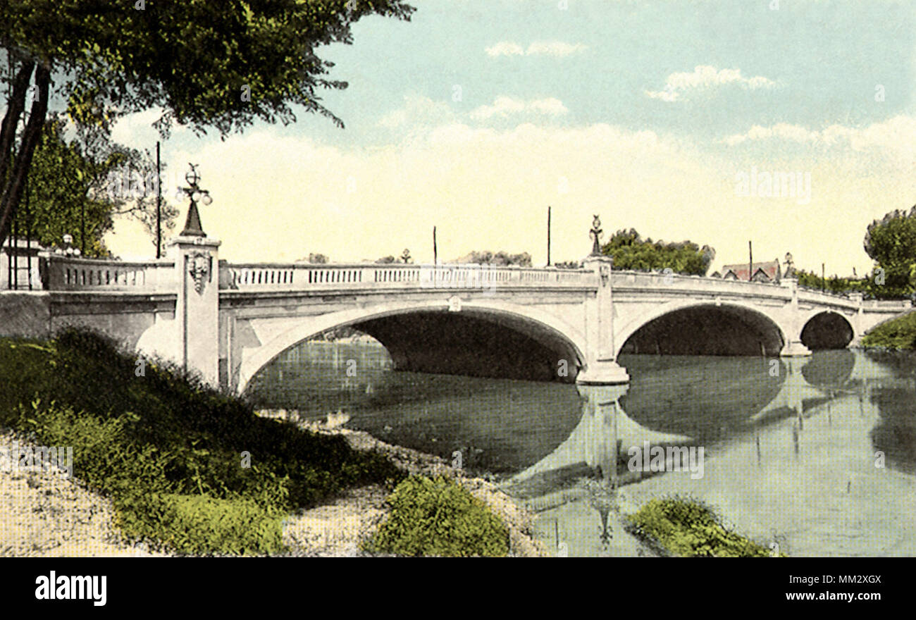 Bend street hi-res stock photography and images - Alamy