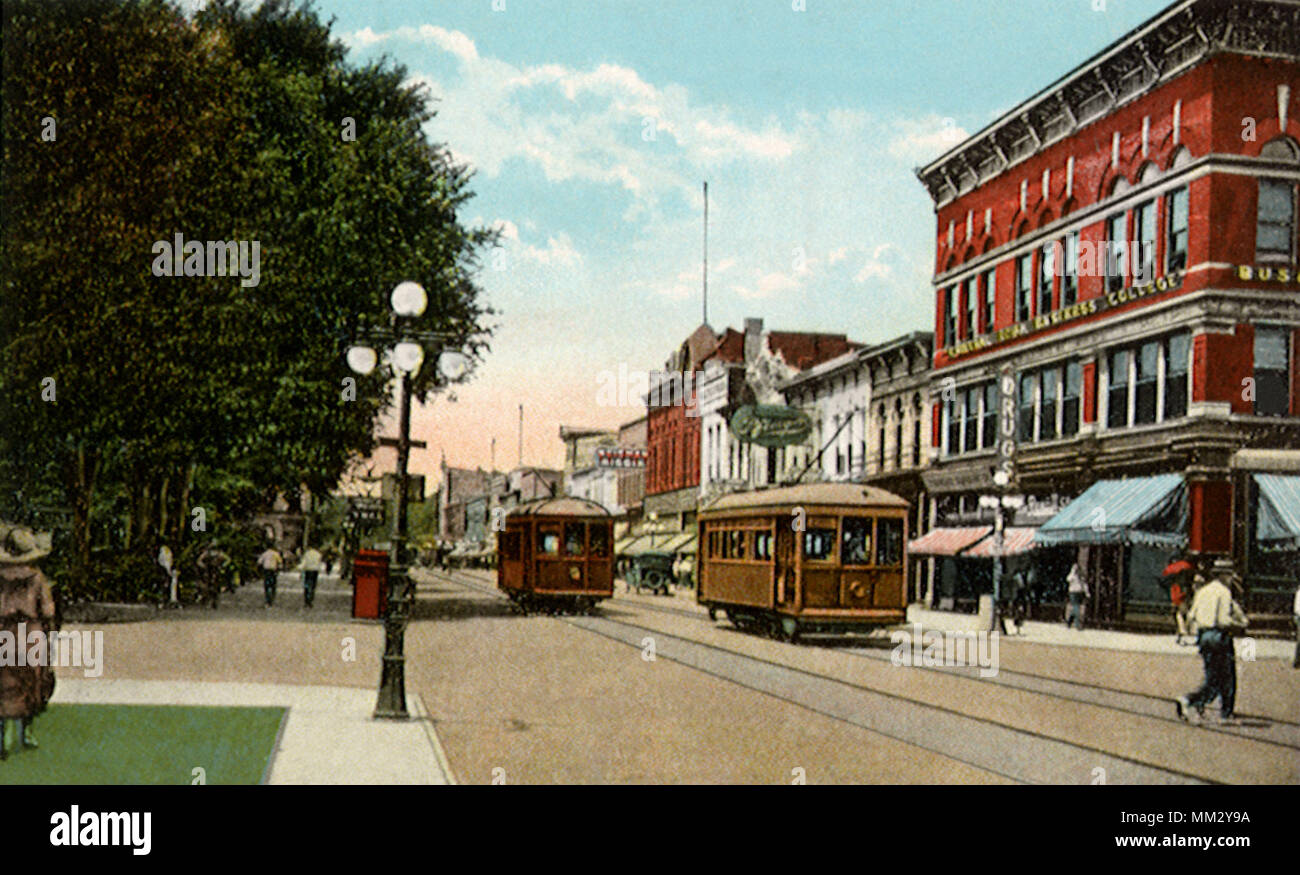 Main street iowa hi-res stock photography and images - Alamy