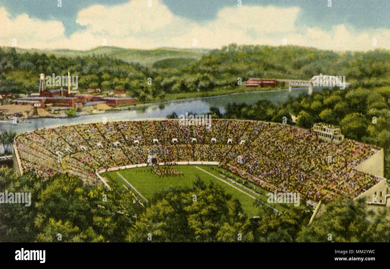 Tennessee state university stadium hi-res stock photography and images ...