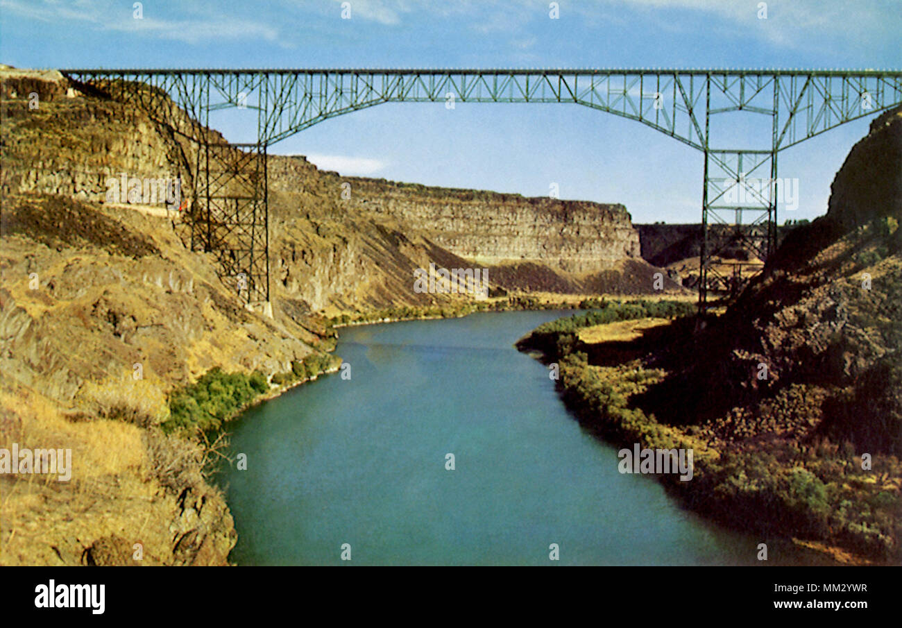 Perrine Memorial Bridge. Twin Falls. 1940 Stock Photo - Alamy