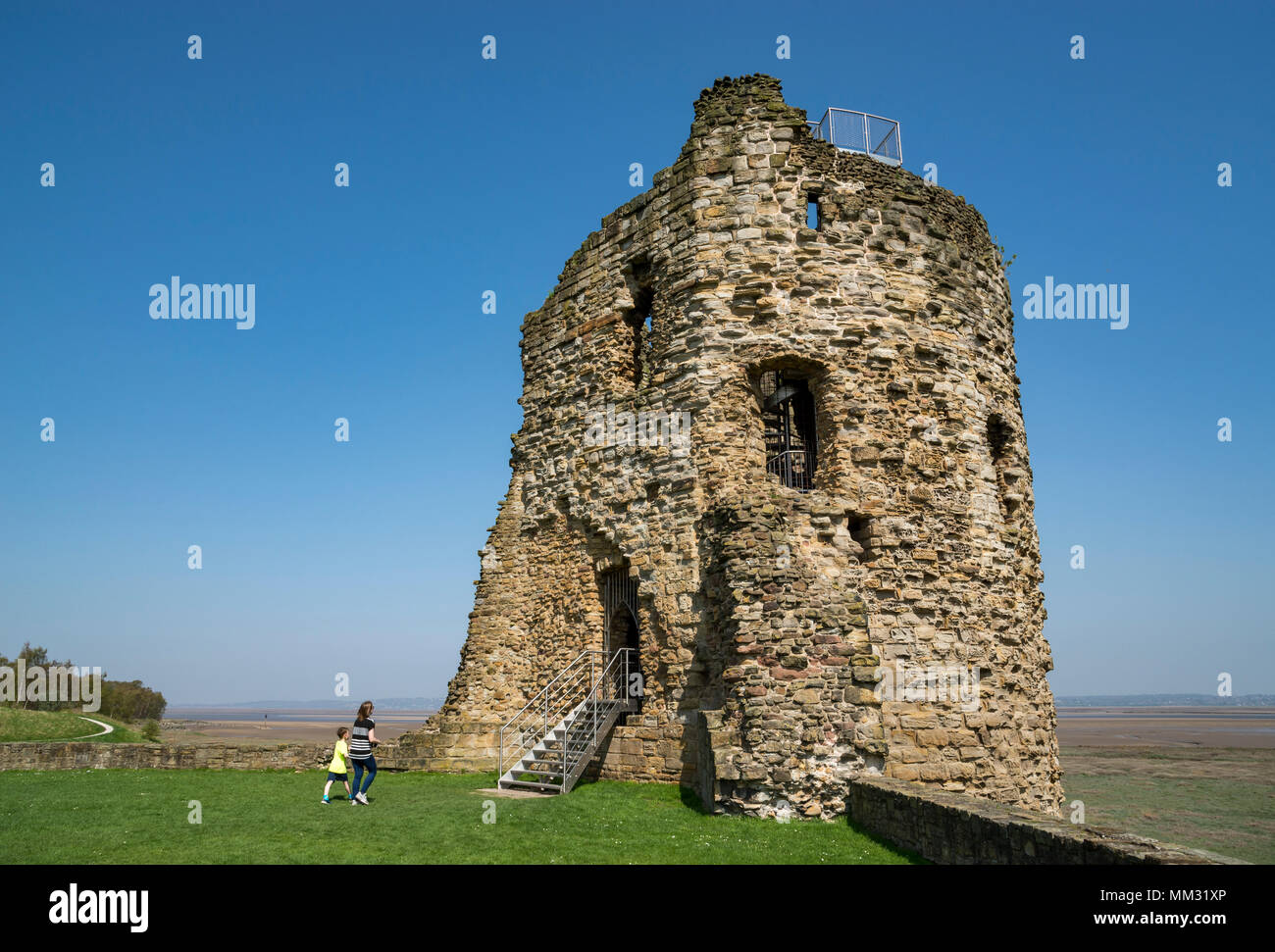 Entrance to the medieval castle ruins hi-res stock photography and ...