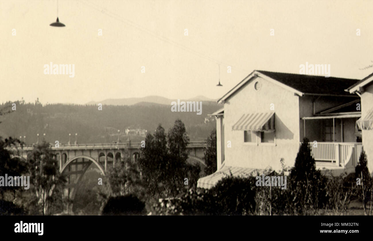 Vista del Arroyo & Bridge. Pasadena. 1940 Stock Photo - Alamy