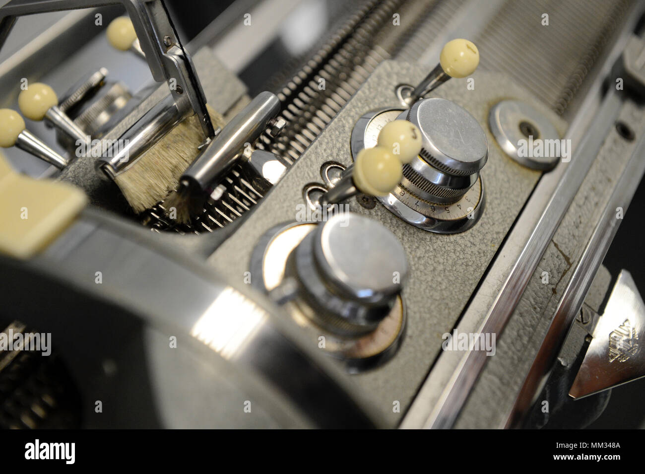 Knitting machine hi-res stock photography and images - Alamy