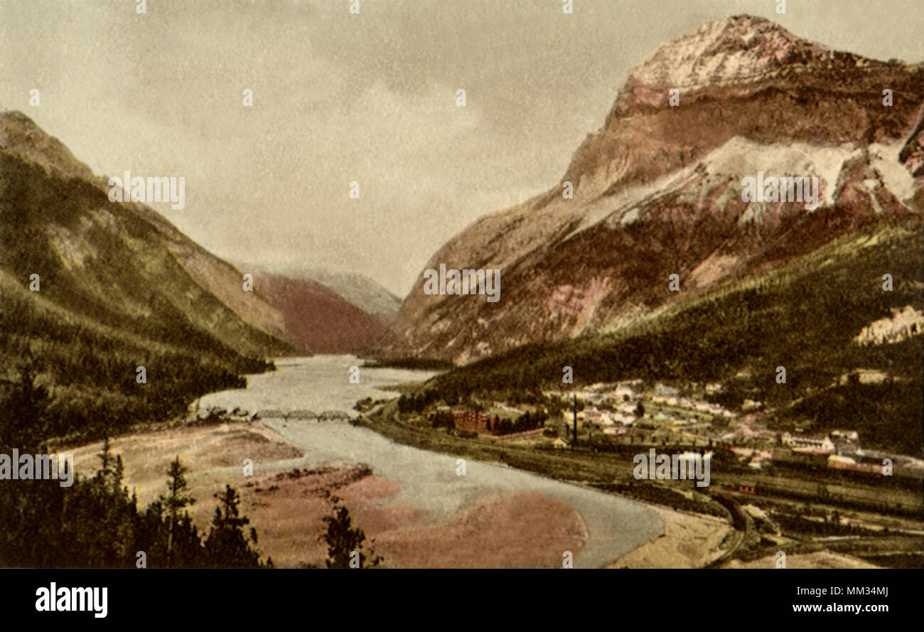 View of Mount Stephen. Field. 1930 Stock Photo - Alamy