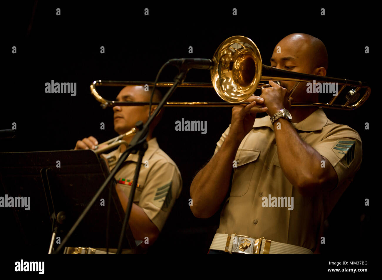 Marines with Marine Corps Band San Diego perform for students on their ...