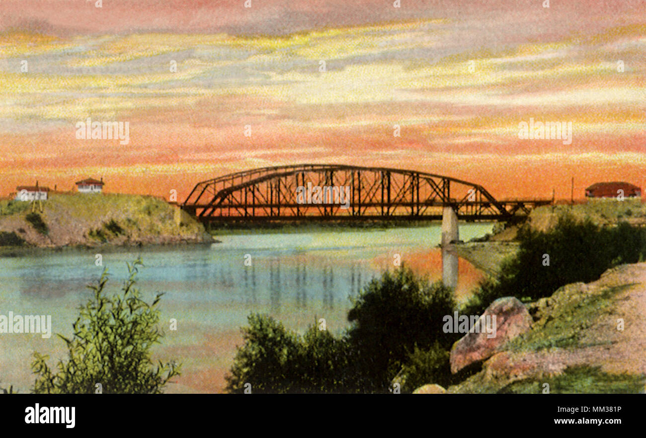 Southern Pacific Bridges. Yuma. 1940 Stock Photo - Alamy