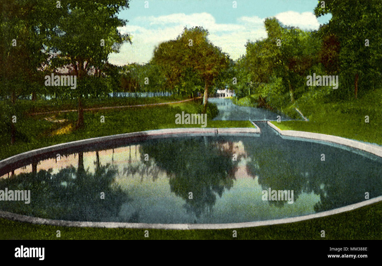 Spring 1945 hi-res stock photography and images - Alamy