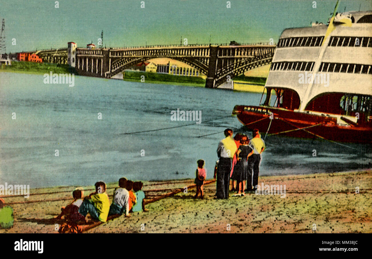 Mississippi River Levee. Saint Louis. 1948 Stock Photo - Alamy