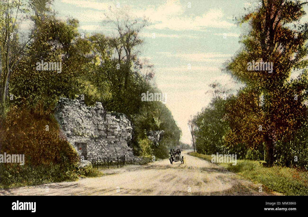 Spring 1912 hi-res stock photography and images - Alamy