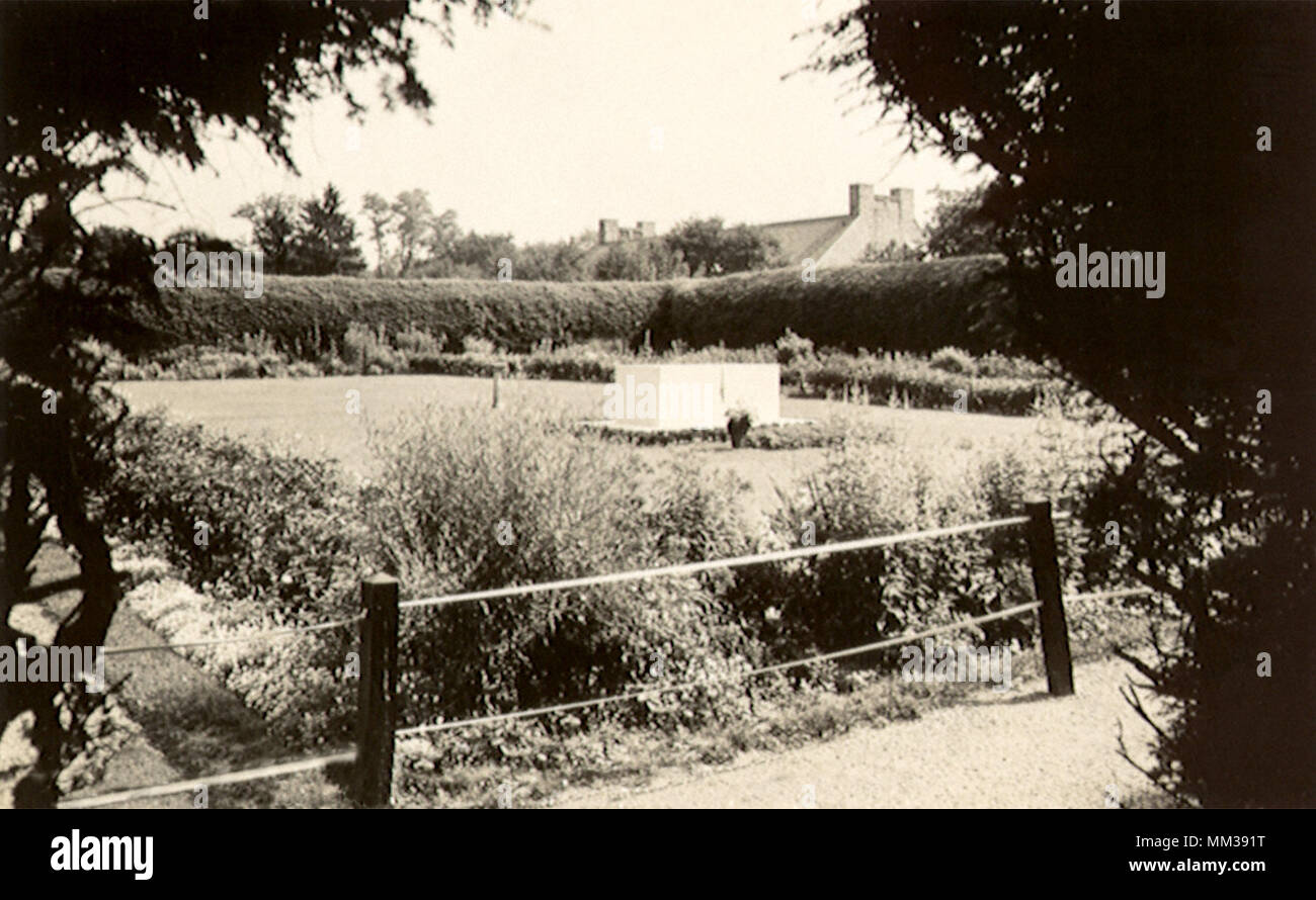 Garden & Roosevelt Grave. Hyde Park. 1950 Stock Photo - Alamy