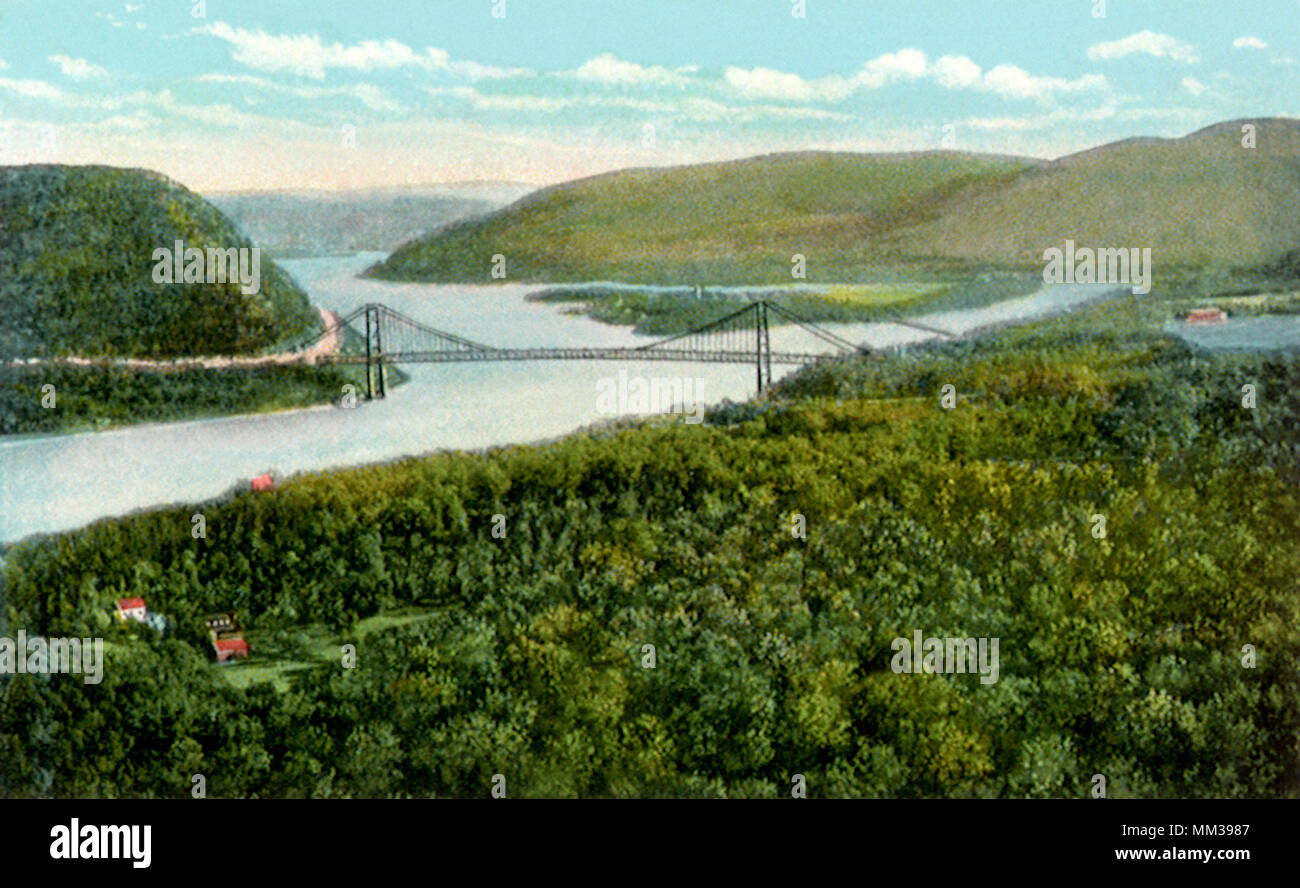 Hudson River Bridge. Bear Mountain. 1920 Stock Photo - Alamy