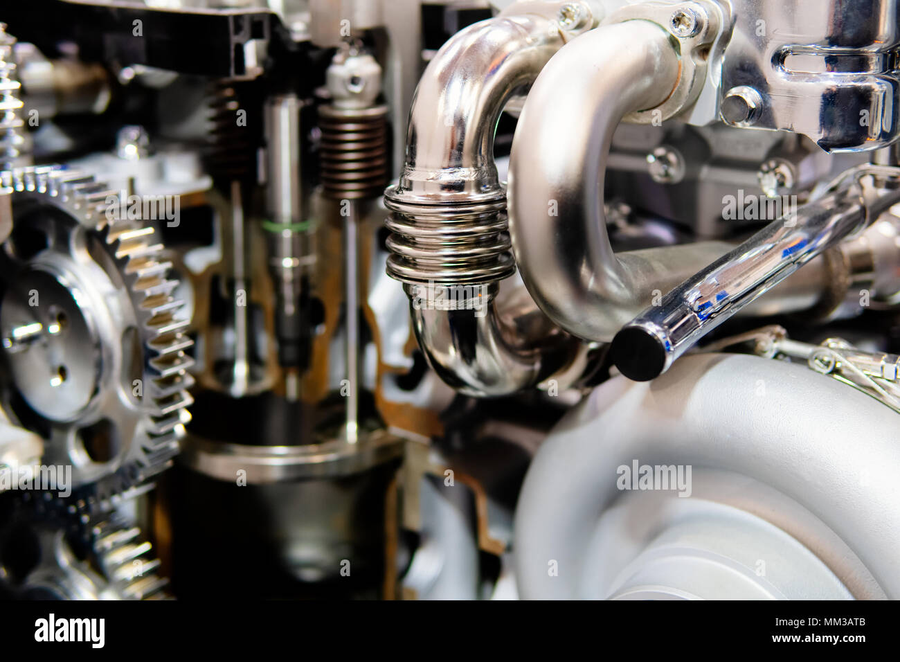 Cogs, Gears and Wheels Inside Truck Diesel Engine Stock Photo - Alamy