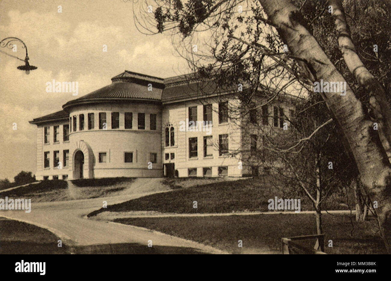 Berkeley university hall hi-res stock photography and images - Alamy