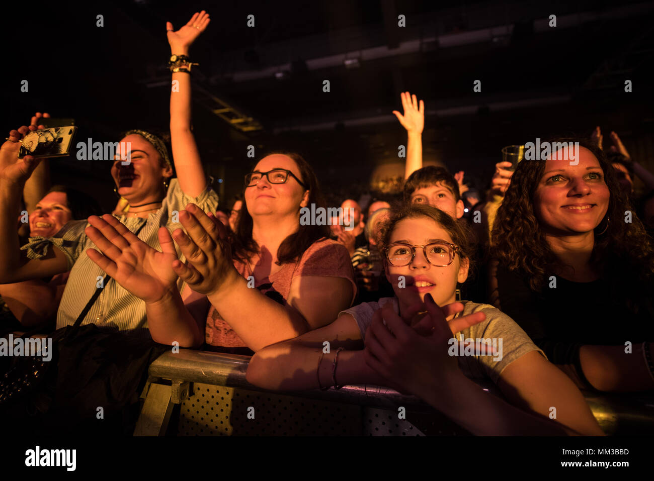 Live Audience Concert High Resolution Stock Photography and Images - Alamy