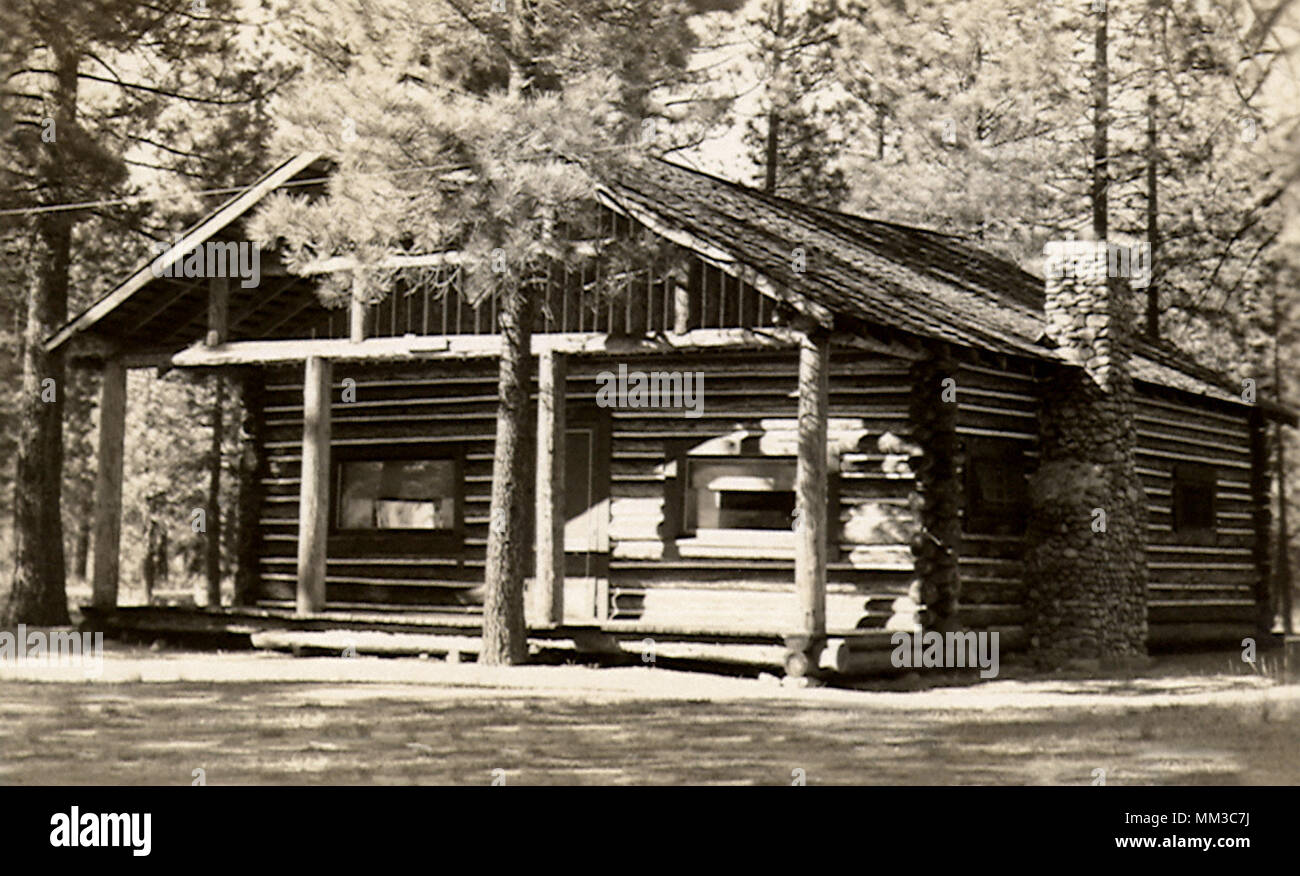 Cabin at Feather River Park. 1927 Stock Photo - Alamy
