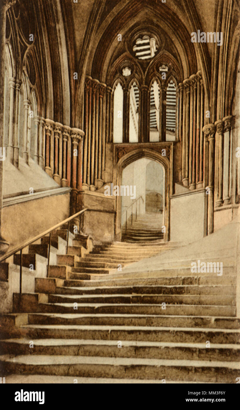 Wells cathedral steps hi-res stock photography and images - Alamy