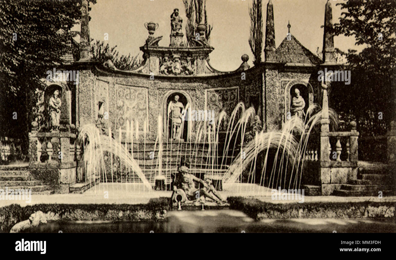 Grotto of hi-res stock photography and images - Alamy