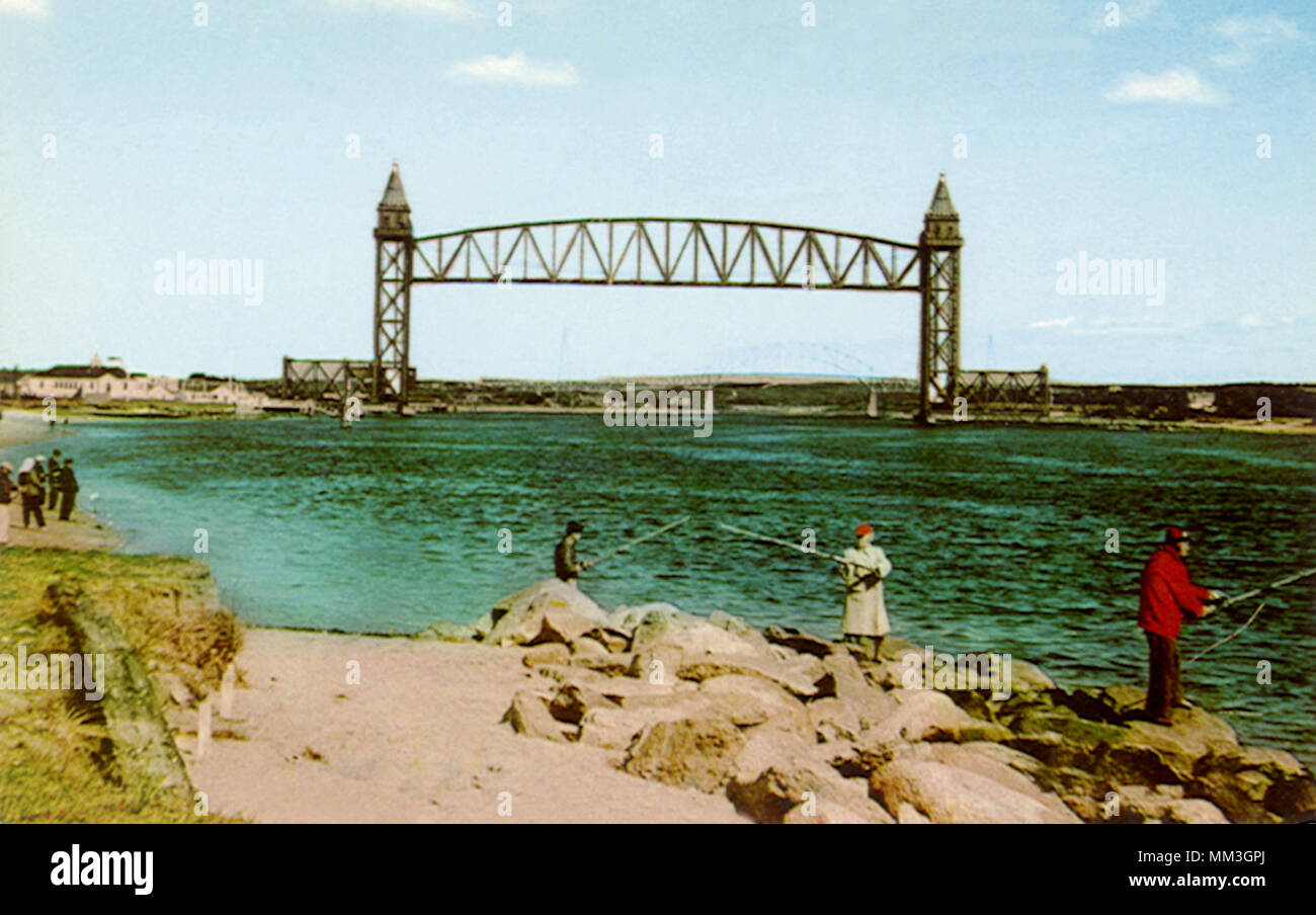 Railroad bridge massachusetts hi-res stock photography and images - Alamy