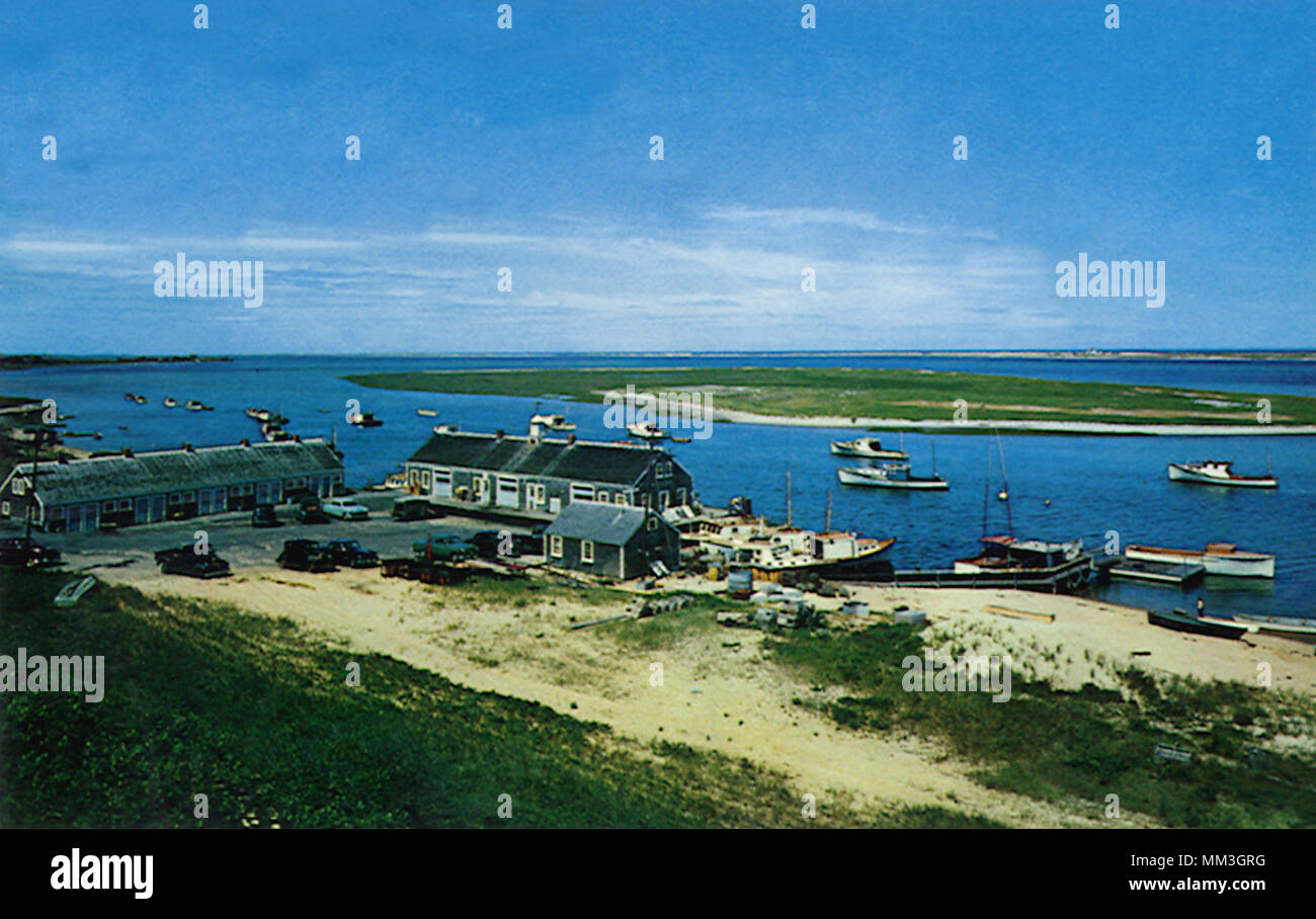 Chatham fish pier hi-res stock photography and images - Alamy
