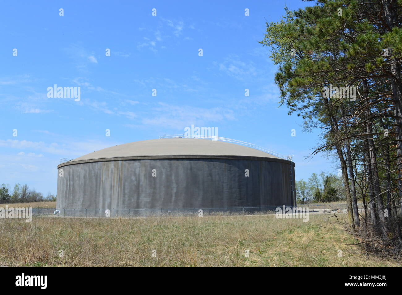 Water reservoir building in the country Stock Photo - Alamy