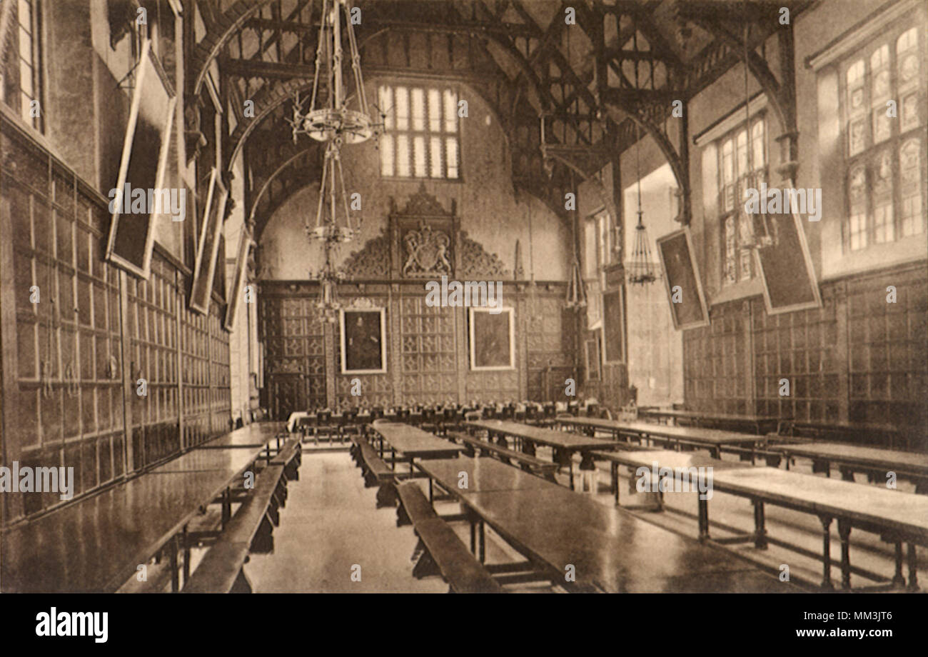 Trinity college dining hall cambridge hi-res stock photography and ...