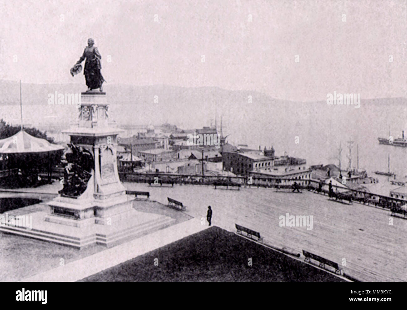 Statue of Champlain. Quebec. 1920 Stock Photo - Alamy