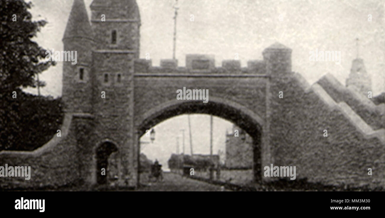 Saint Louis Gate High Resolution Stock Photography and Images - Alamy