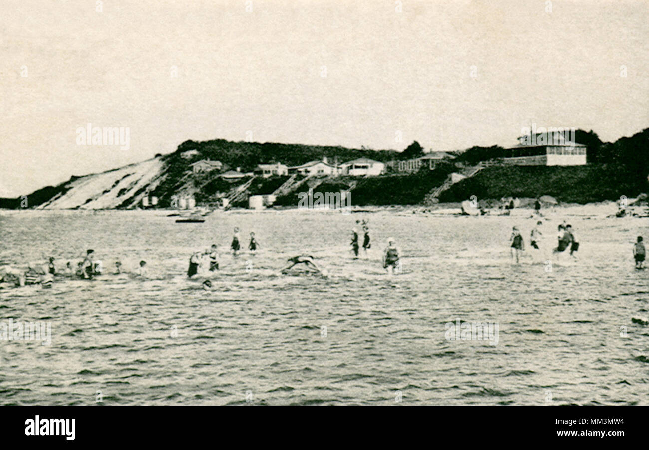 North Sea Beach. Southampton. 1936 Stock Photo - Alamy