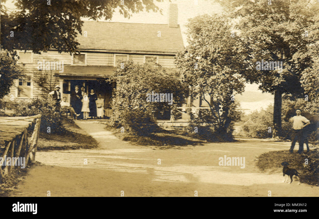 Lake Mombasha Farm. Southfields. 1925 Stock Photo - Alamy