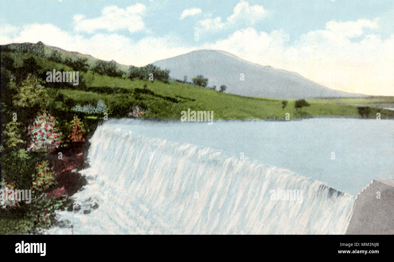 Ton of water hi-res stock photography and images - Alamy