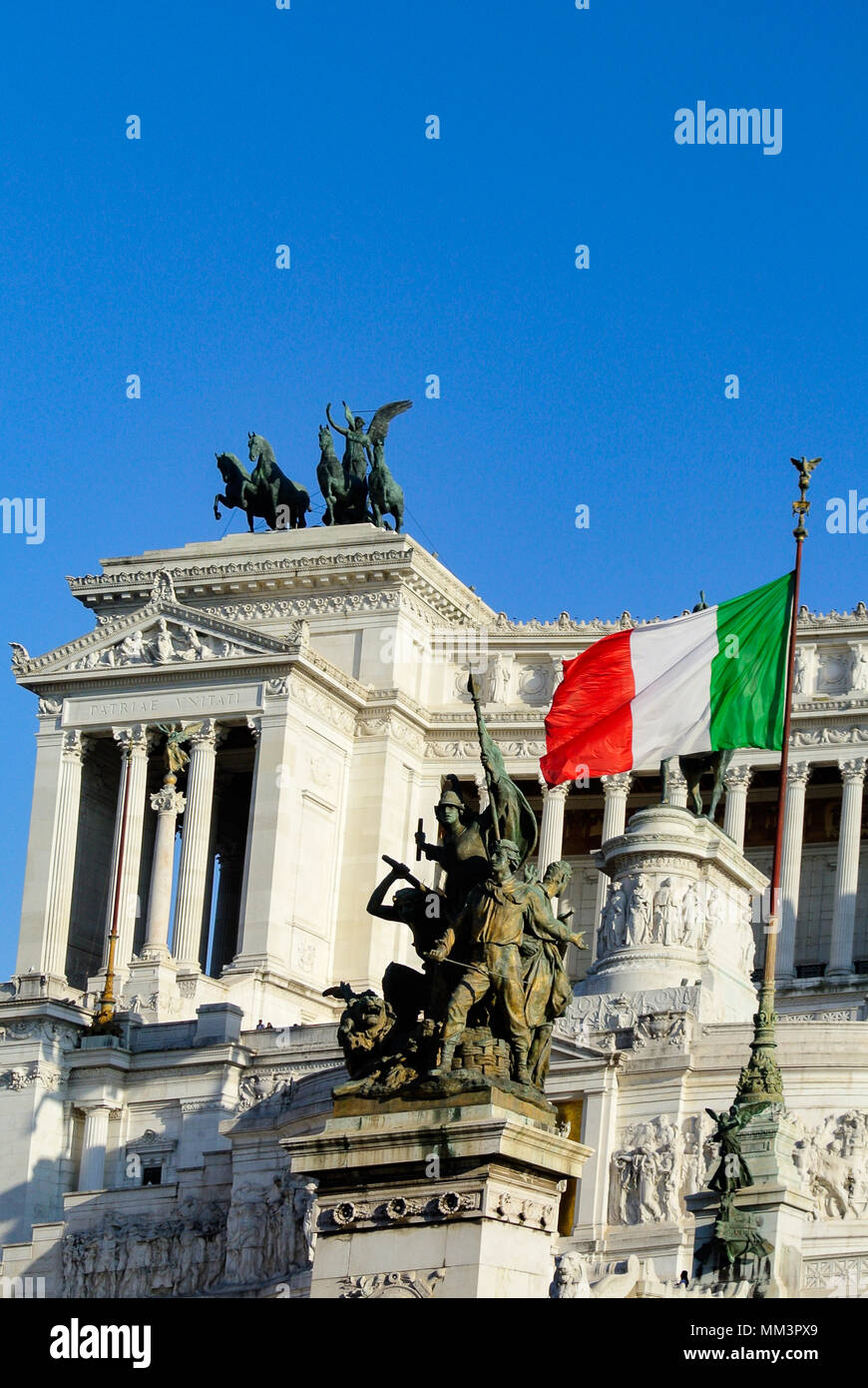 Altare della patria monumento nazionale a vittorio emanuele ii hi-res ...